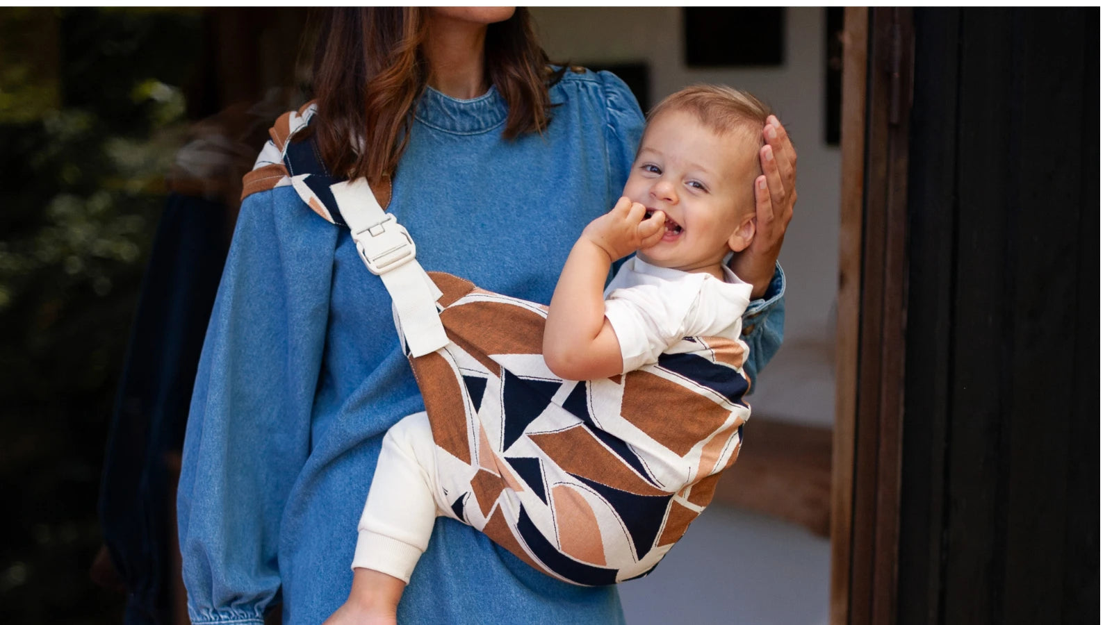Carry & Walk – Practical toddler carrier for children from 7kg to 20kg ...